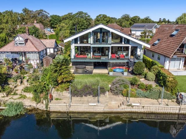 Ham Island, Old Windsor, Windsor SL4, 3 bed detached house to rent, £6,995 pcm | PrimeLocation
