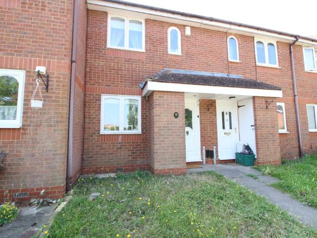 Hambleton Close, Worcester Park KT4 2 bed terraced house to rent £1,850 pcm £427 pw
