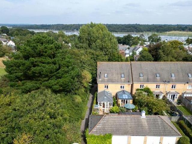 Hamble, Spitfire Way, Southampton, 3 Bedroom Semi detached