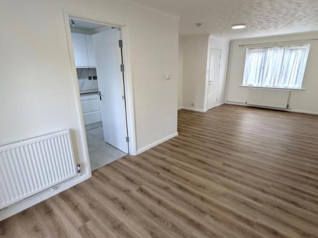 Hamble Walk, Woking 3 bedrooms Property for lettings Seymours
