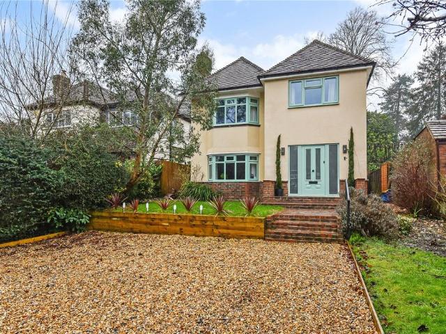 Hambledon, Hampshire, PO7 4 bed detached house to rent £2,995 pcm £691 pw