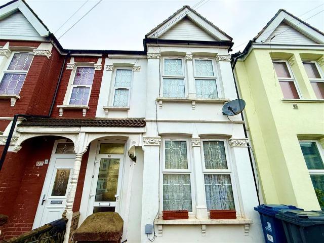 Hambrough Road, Southall UB1, Property to rent, £2,800 pcm | PrimeLocation