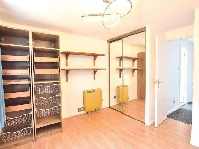 Hamilton Way, London, Greater London, N13