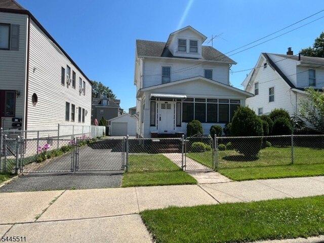 Hamilton Ave, Clifton, Home For Sale