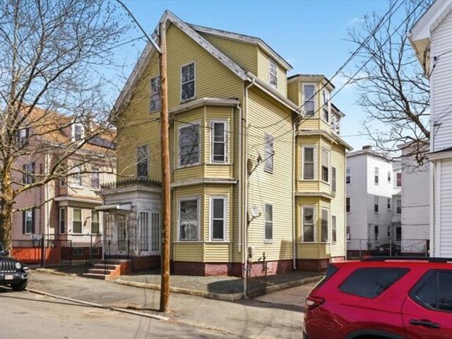Hamilton Ave, Lynn, Home For Sale