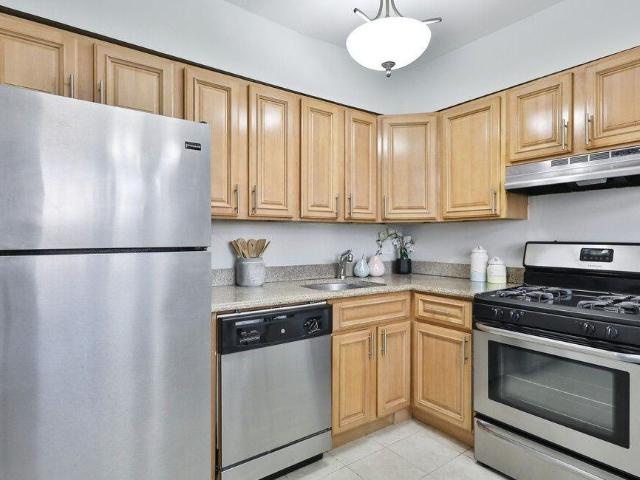Hamilton Court East Apartments 2 Bedroom Apartment for Rent at 3455 Street Rd, Bensalem, PA 19020