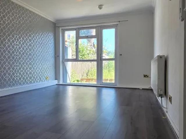 Hamilton Close, London, N17 9EZ, United Kingdom | 3 bed apartment for rent #167870091 | Rentberry