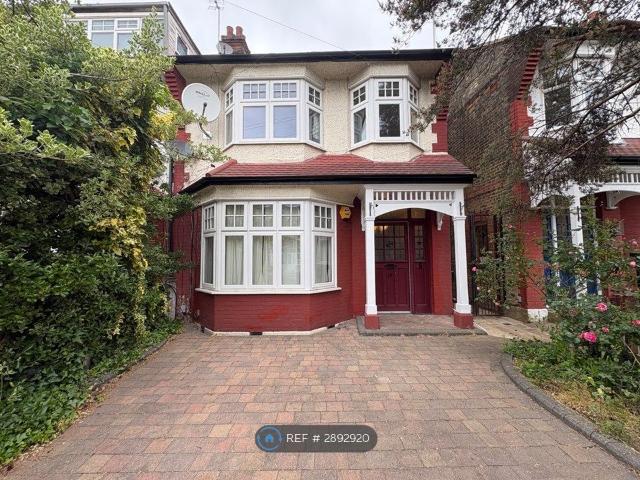 Hamilton Crescent, London N13, 4 bed terraced house to rent, £2,850 pcm | PrimeLocation