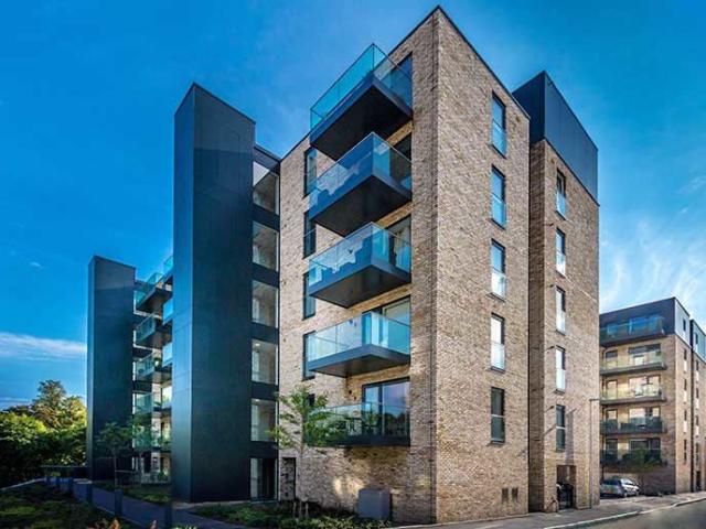 Hamilton Gardens, Glasgow G12, 2 bed flat to rent, £1,960 pcm | PrimeLocation