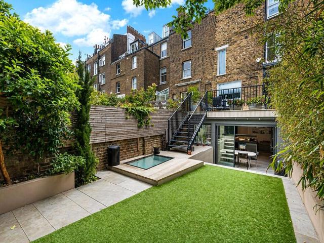 Hamilton Gardens, London NW8 5 bed terraced house to rent £17,498 pcm £4,038 pw