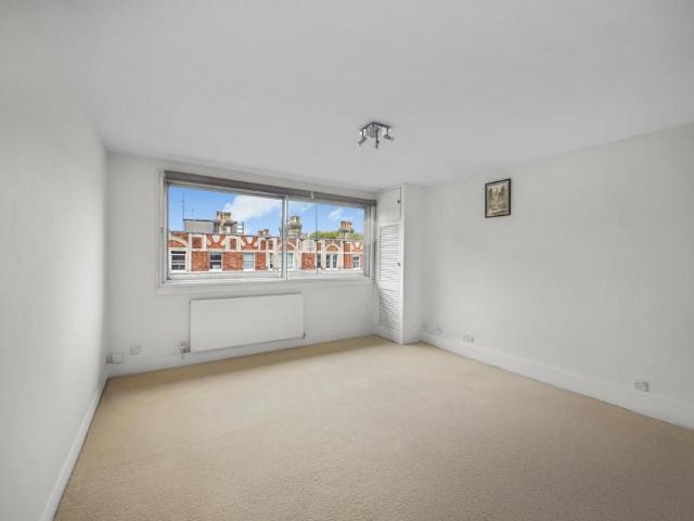 Hamilton House, 81 Southampton Row. 1 bed flat to rent £2,492 pcm £575 pw