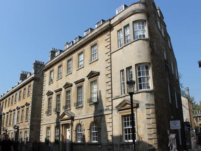 Hamilton House, 10 North Parade Buildings, Bath BA1, 1 bed flat to rent, £960 pcm | PrimeLocation