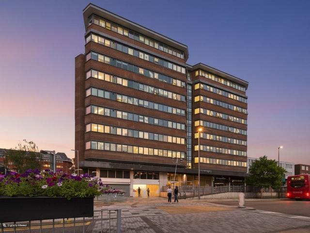 Hamilton House, Marlowes, Hemel Hempstead, Hertfordshire HP1, 2 bed flat to rent, £1,600 pcm | PrimeLocation