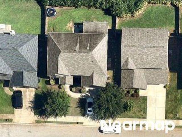 Hamilton Pointe Dr