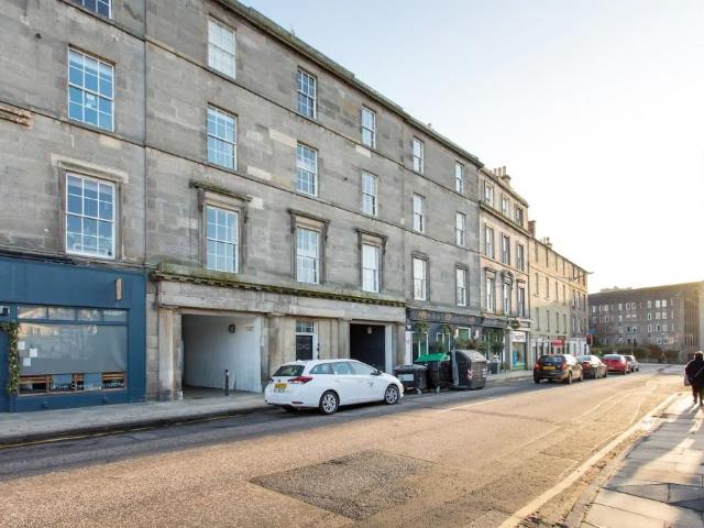 Hamilton Place, Stockbridge, Edinburgh EH3, 1 bed flat to rent, £1,250 pcm | PrimeLocation