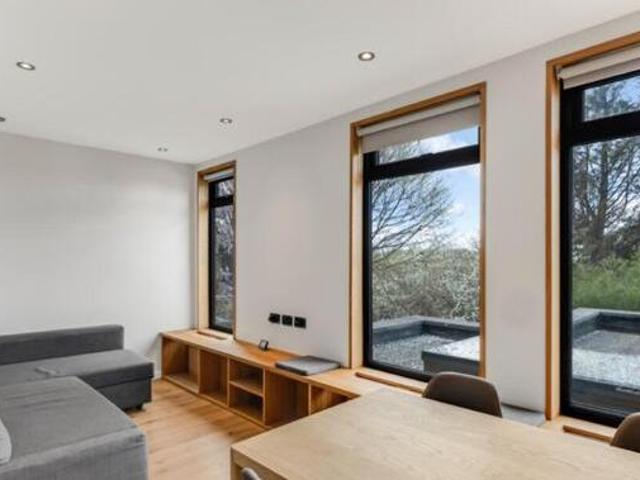 Hamilton Road, Golders Green, 2 Bedroom Apartment