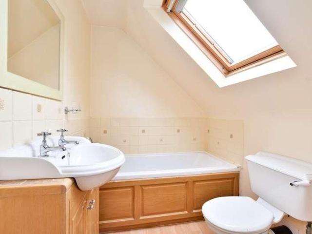 Hamilton Road, Hunton Bridge, Kings Langley, WD4