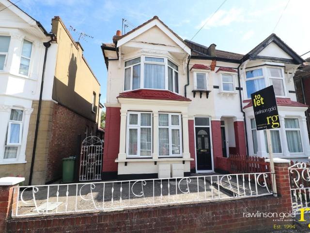 Hamilton Road, Harrow 2 bed flat to rent £1,650 pcm £381 pw