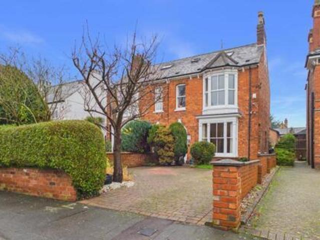 Hamilton Road, Lincoln, 4 Bedroom Semi detached