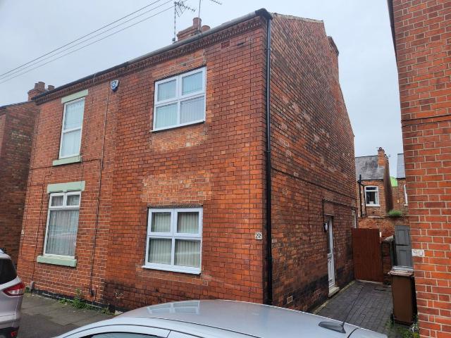 Hamilton Road, Long Eaton, Nottingham, Derbyshire NG10, 2 bed end terrace house to rent, £950 pcm | PrimeLocation
