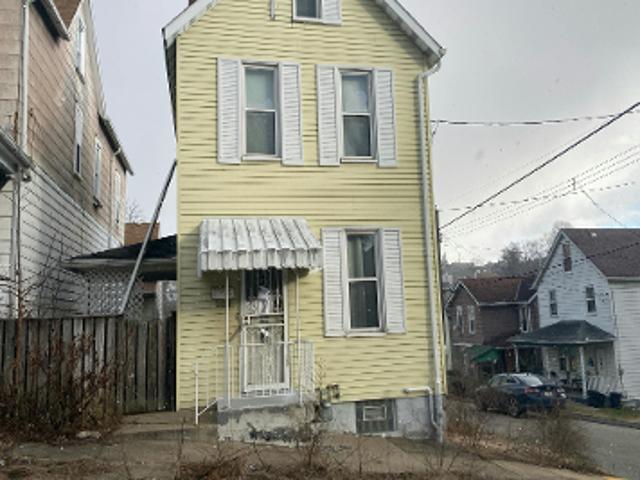 Hamilton St