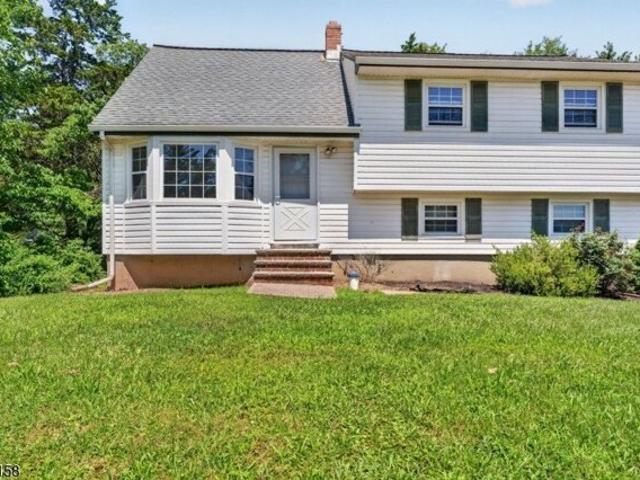 Hamilton St, Franklin Twp, Home For Sale