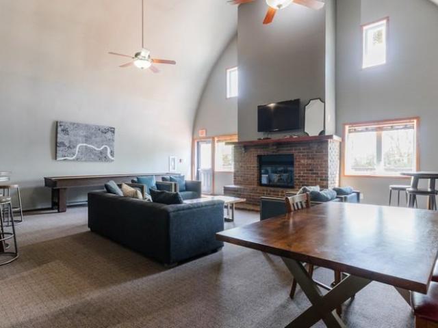 Hamlet Apartments 3 Bedroom Apartment for Rent at 2210 Ep True Pkwy, West Des Moines, IA 50265
