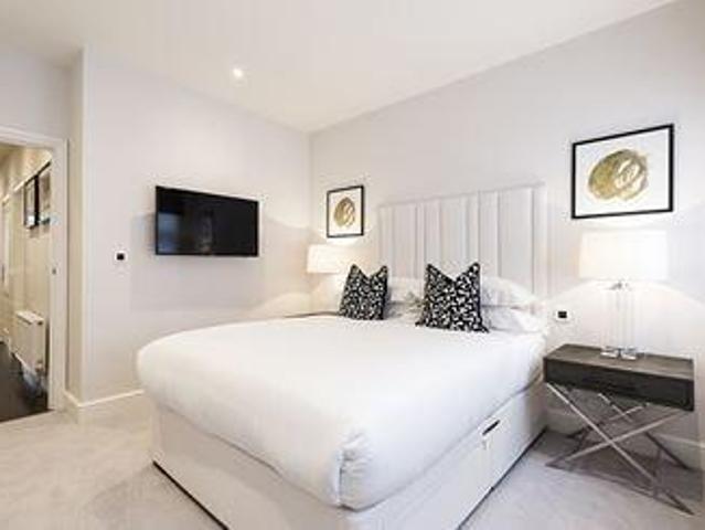 Hamlet Gardens, Chiswick, London, W6 3 bed apartment to rent £5,352 pcm £1,235 pw
