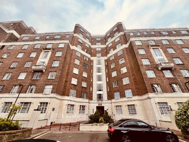 Hamlet Gardens, Hammermisth W6, 1 bed flat to rent, £1,600 pcm | PrimeLocation