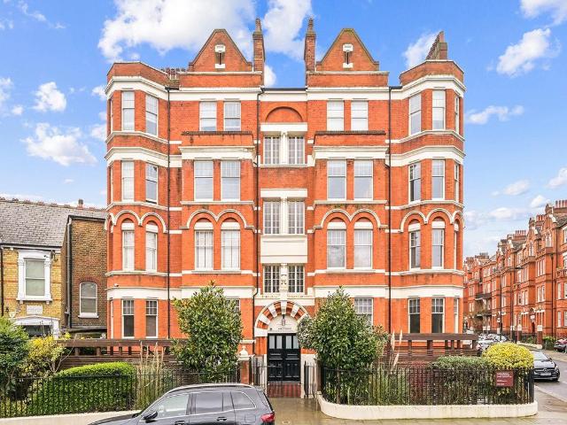 Hamlet Gardens, King Street, W6 3 bed apartment to rent £4,250 pcm £981 pw