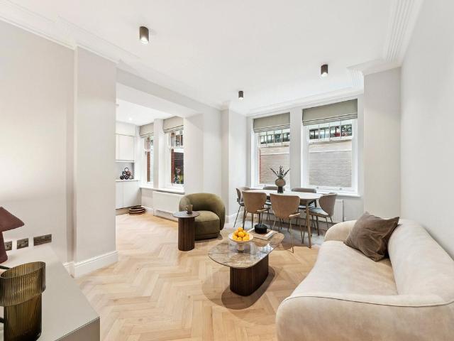 Hamlet Gardens, King Street, W6 3 bed apartment to rent £4,250 pcm £981 pw