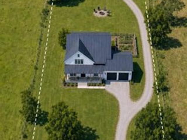 Hamlet Dr, Defuniak Springs, FL 32433