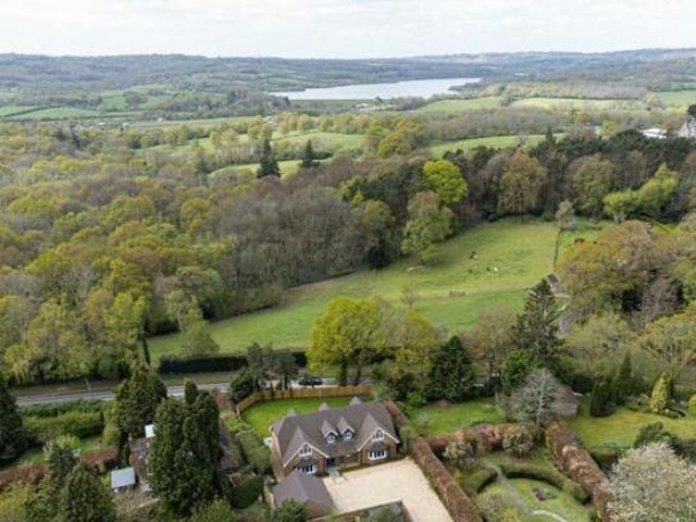 Hammerwood Road, Ashurst Wood, 4 Bedroom Detached