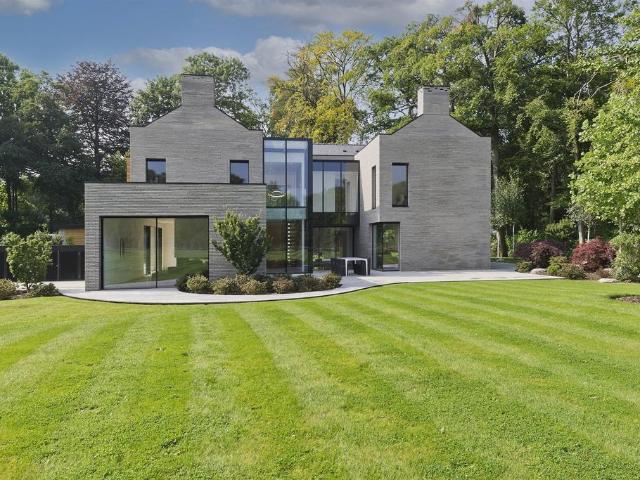 Hammersley Lane, Penn, HP10 6 bed detached house to rent £39,997 pcm £9,230 pw