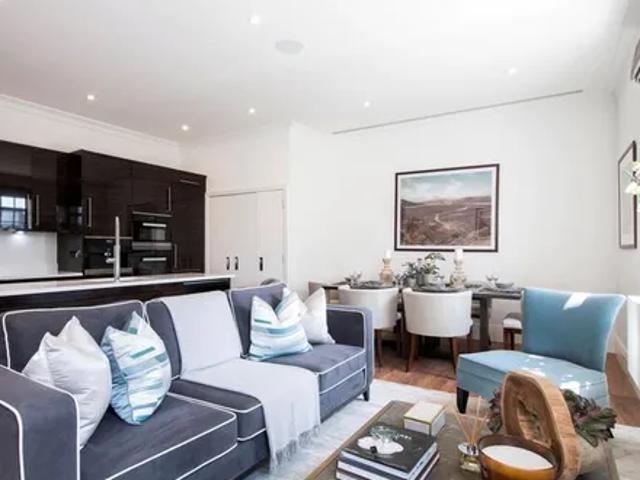 Hammersmith Flyover, London, W6 9PH, United Kingdom | 3 bed apartment for rent #131494467 | Rentberry