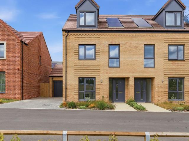 Hammett Crescent, Bishop's Stortford CM23, 4 bed semi detached house to rent, £2,875 pcm | PrimeLocation