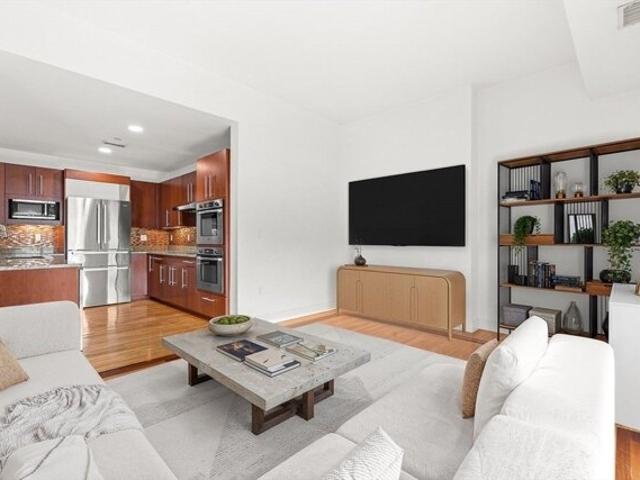 Hammond Pond Pkwy Unit,brookline, Condo For Sale