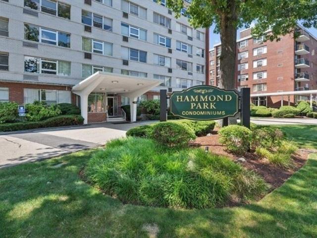 Hammond Pond Pkwy Apt,newton, Condo For Sale
