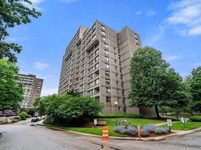 Hammond Pond Pkwy Apt S, Newton, Condo For Sale