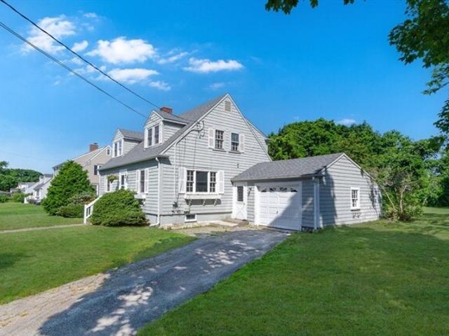 Hammond St, Mattapoisett, Home For Sale