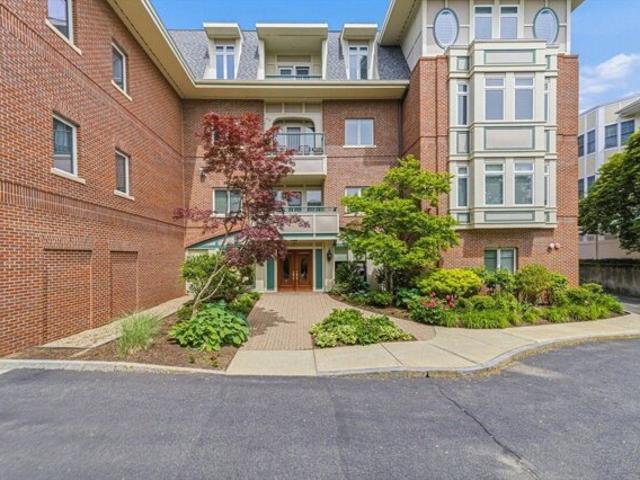 Hammond St Apt,brookline, Condo For Sale