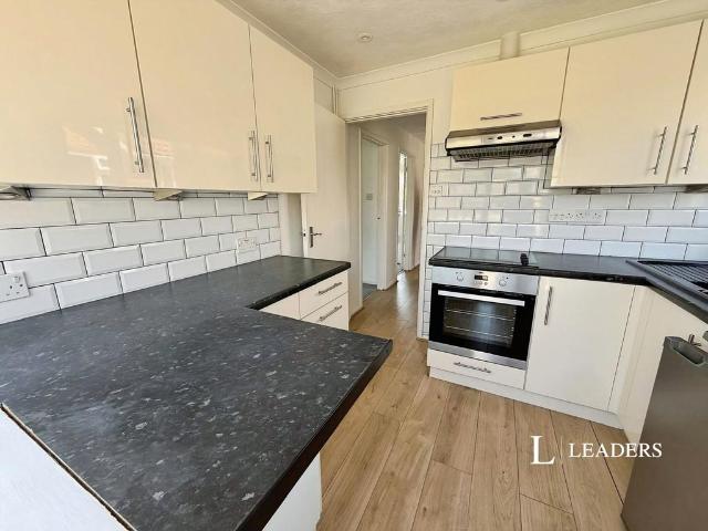 Hammy Way, BN43 2 bed bungalow to rent £1,675 pcm £387 pw