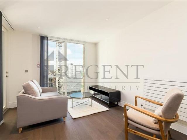 Hamond Court, Queenshurst Square, KT2 1 bed apartment to rent £2,200 pcm £508 pw