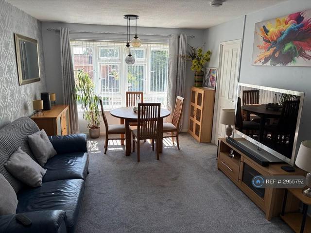 Hamp Street, Bridgwater, TA6 2 bed flat to rent £1,140 pcm £263 pw