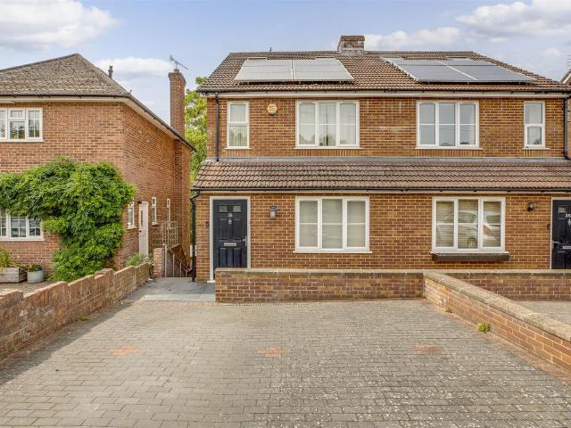 Hampden Road, High Wycombe HP13, Room to rent, £1,000 pcm | PrimeLocation