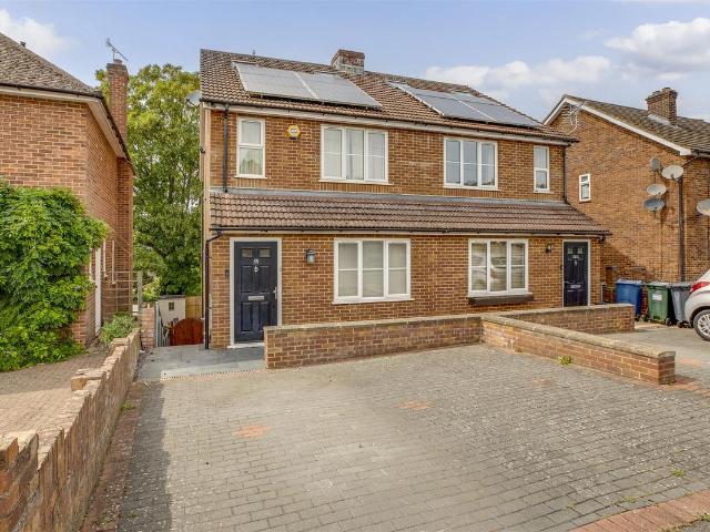 Hampden Road, High Wycombe HP13, Room to rent, £850 pcm | PrimeLocation