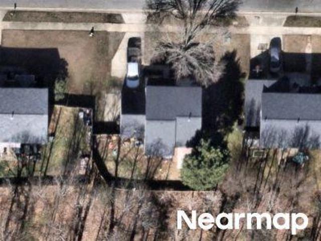 Hampshire Dr