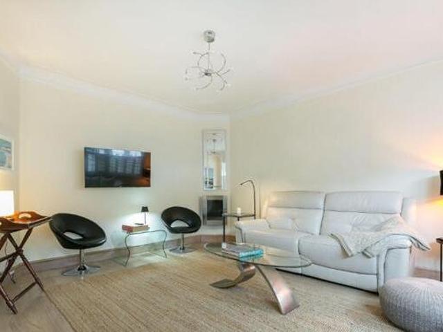 Hampstead Gardens, London, 5 Bedroom Semi detached
