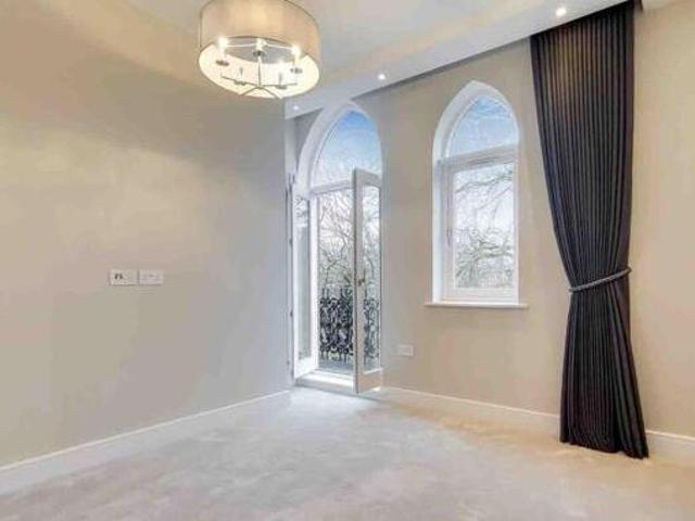 Hampstead Heights, Fitzjohns Avenue, 4 Bedroom Apartment