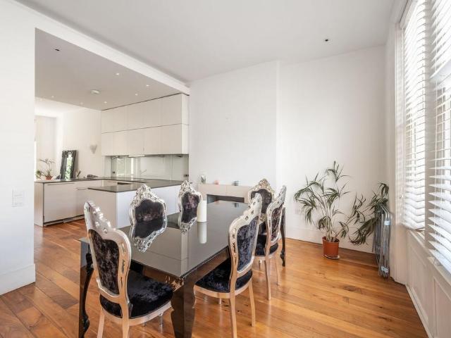 Hampstead Hill Gardens, Hampstead. 2 bed flat to rent £2,947 pcm £680 pw